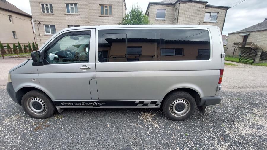 Grey Volkswagen Transporter 2006 in Kaunas, with an engine capacity of 1.90 L and mileage of 418 thousand km for 4900 €, photo 6 on AUTOMOTO.COM.LV