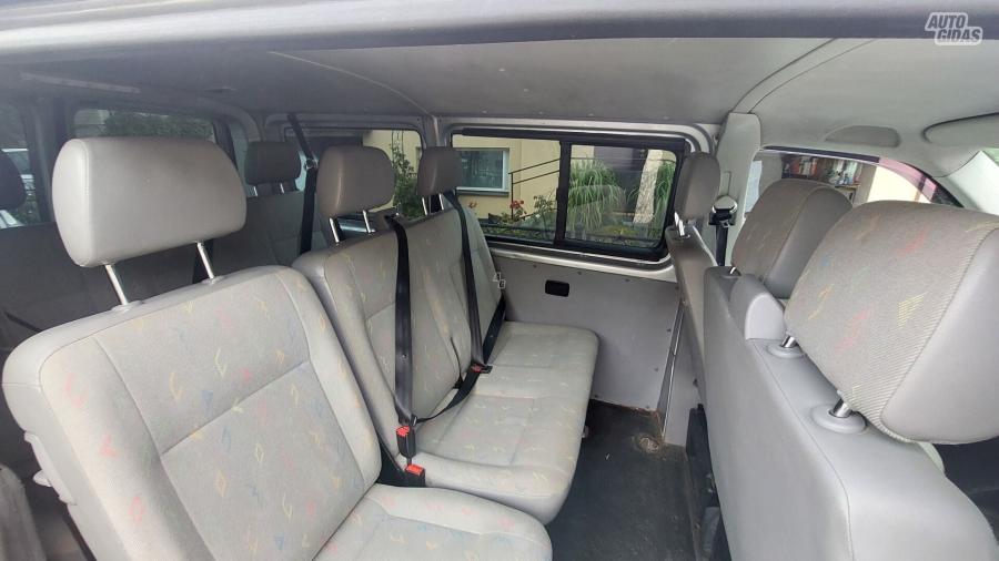 Grey Volkswagen Transporter 2006 in Kaunas, with an engine capacity of 1.90 L and mileage of 418 thousand km for 4900 €, photo 10 on AUTOMOTO.COM.LV