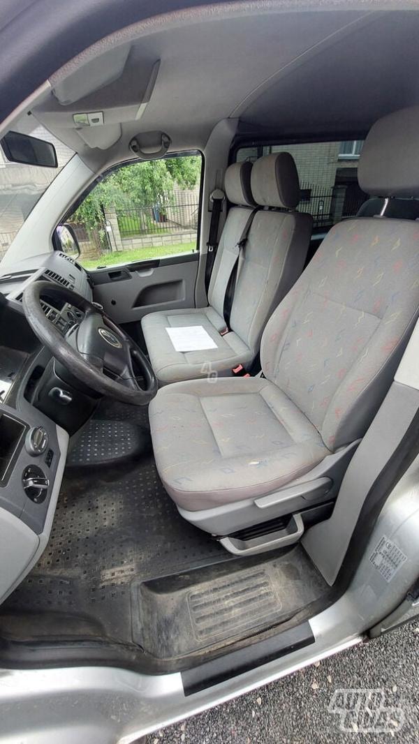 Pelēks Volkswagen Transporter 2006 Kauņa, ar dzinēja tilpumu 1.90 L un nobraukumu 418 tūkst. km par 4900 €, foto 10 vietnē AUTOMOTO.COM.LV