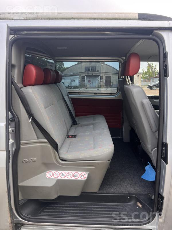 Pelēks Volkswagen Transporter 2006 Cēsis, ar dzinēja tilpumu 1.90 L un nobraukumu 415 tūkst. km par 2800 €, foto 4 vietnē AUTOMOTO.COM.LV