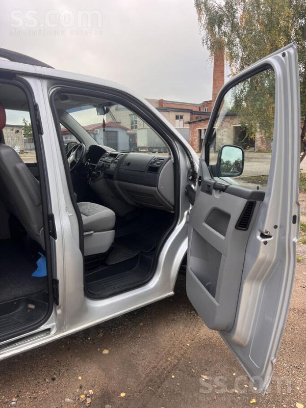 Pelēks Volkswagen Transporter 2006 Cēsis, ar dzinēja tilpumu 1.90 L un nobraukumu 415 tūkst. km par 2800 €, foto 5 vietnē AUTOMOTO.COM.LV