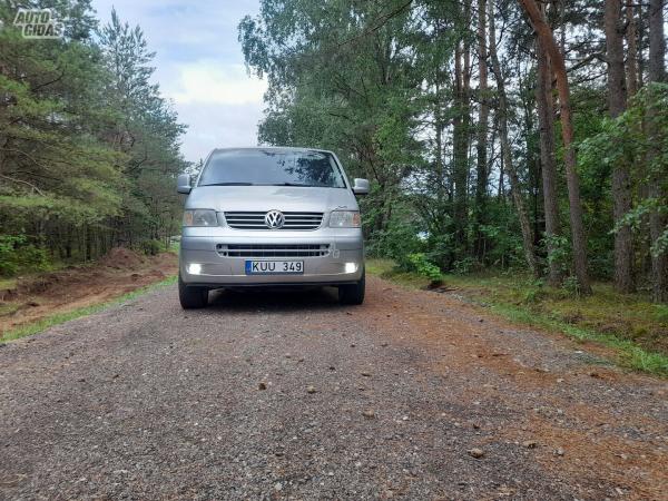 Grey Volkswagen Transporter 2007 in Vilnius, with an engine capacity of 2.50 L and mileage of 351 thousand km for 6800 €, photo 7 on AUTOMOTO.COM.LV