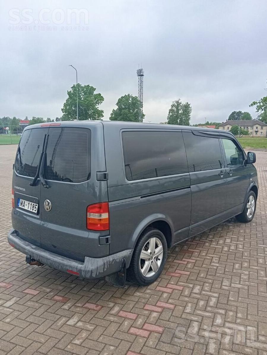 Pelēks Volkswagen Transporter 2008 Valmiera, ar dzinēja tilpumu 2.50 L un nobraukumu 473 tūkst. km par 4700 €, foto 13 vietnē AUTOMOTO.COM.LV