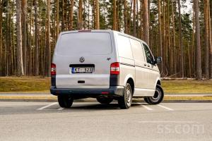 Grey Volkswagen Transporter 2010 in Riga, with an engine capacity of 2.00 L and mileage of 349 thousand km for 5790 €, photo 5 on AUTOMOTO.COM.LV