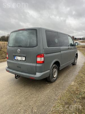 Grey Volkswagen Transporter 2010 in Ogre, with an engine capacity of 2.00 L and mileage of 463 thousand km for 4700 €, photo 4 on AUTOMOTO.COM.LV