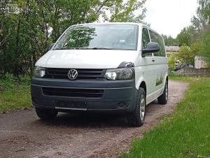 Pelēks Volkswagen Transporter 2010 Viļņa, ar dzinēja tilpumu 2.00 L un nobraukumu 299 tūkst. km par 8499 €, foto  vietnē AUTOMOTO.COM.LV
