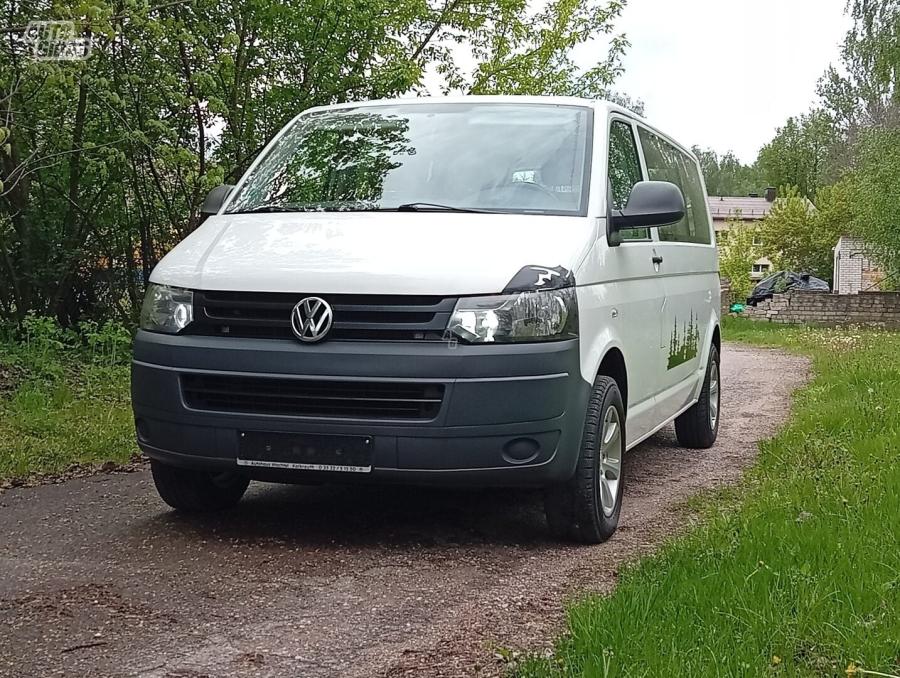Grey Volkswagen Transporter 2010 in Vilnius, with an engine capacity of 2.00 L and mileage of 299 thousand km for 9300 €, photo 1 on AUTOMOTO.COM.LV