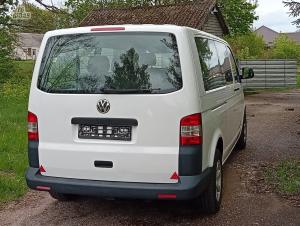 Grey Volkswagen Transporter 2010 in Vilnius, with an engine capacity of 2.00 L and mileage of 299 thousand km for 9300 €, photo 3 on AUTOMOTO.COM.LV