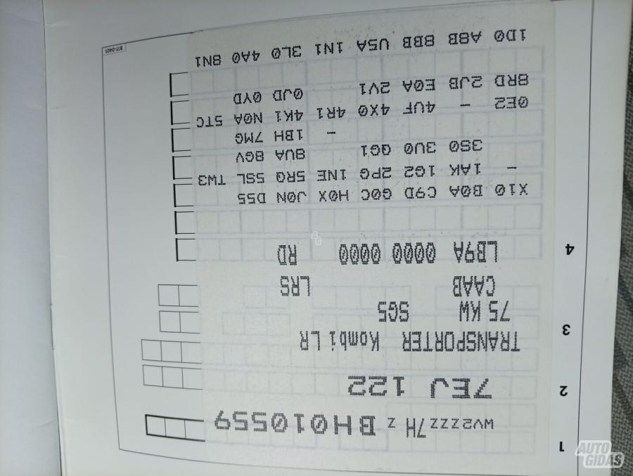 Grey Volkswagen Transporter 2010 in Vilnius, with an engine capacity of 2.00 L and mileage of 299 thousand km for 9300 €, photo 12 on AUTOMOTO.COM.LV
