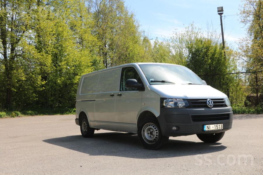Pelēks Volkswagen Transporter 2012 Rīga, ar dzinēja tilpumu 2.00 L un nobraukumu 290 tūkst. km par 6995 €, foto 5 vietnē AUTOMOTO.COM.LV
