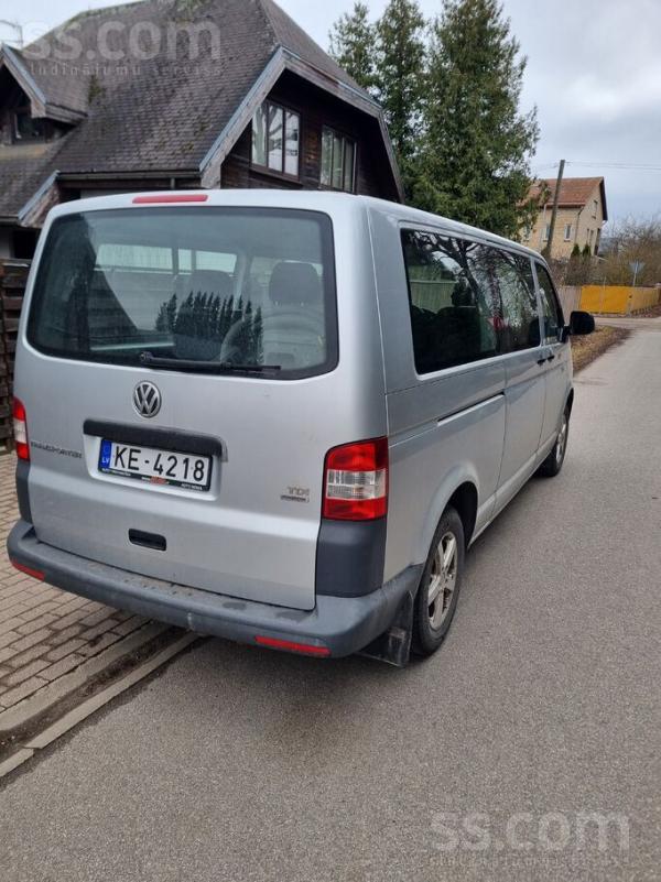 Grey Volkswagen Transporter 2012 in Riga, with an engine capacity of 2.00 L and mileage of 215 thousand km for 7200 €, photo 3 on AUTOMOTO.COM.LV