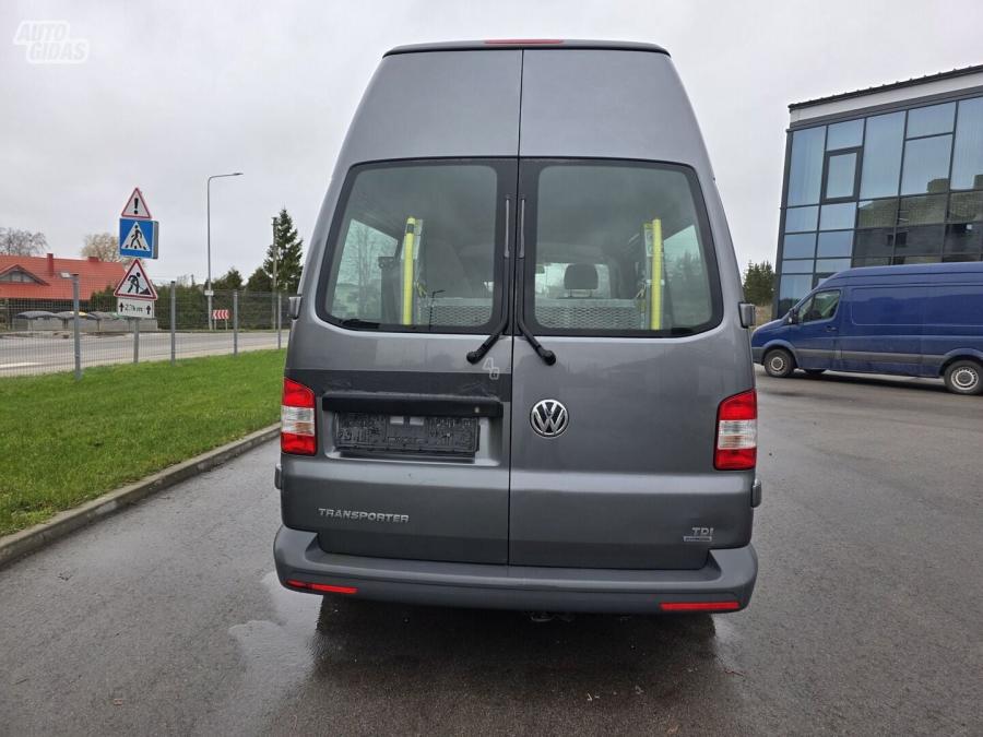 Grey Volkswagen Transporter 2012 in Kretinga, with an engine capacity of 2.00 L and mileage of 282 thousand km for 6995 €, photo 4 on AUTOMOTO.COM.LV