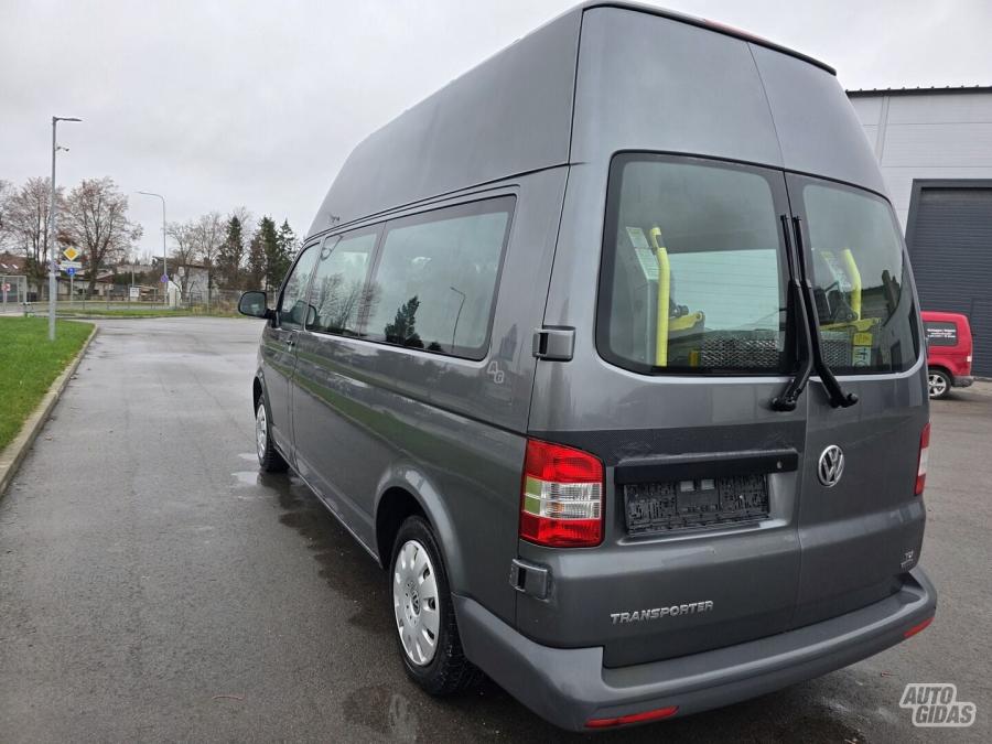 Grey Volkswagen Transporter 2012 in Kretinga, with an engine capacity of 2.00 L and mileage of 282 thousand km for 6995 €, photo 6 on AUTOMOTO.COM.LV
