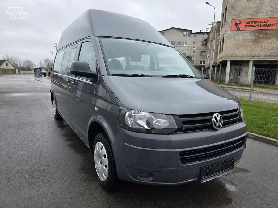 Grey Volkswagen Transporter 2012 in Kretinga, with an engine capacity of 2.00 L and mileage of 282 thousand km for 6995 €, photo 10 on AUTOMOTO.COM.LV