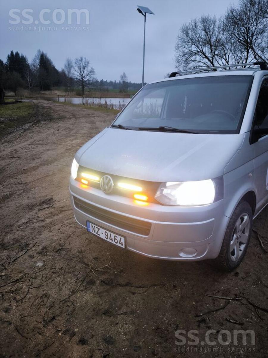 Pelēks Volkswagen Transporter 2012 Saldus, ar dzinēja tilpumu 2.00 L un nobraukumu 335 tūkst. km par 8900 €, foto 10 vietnē AUTOMOTO.COM.LV