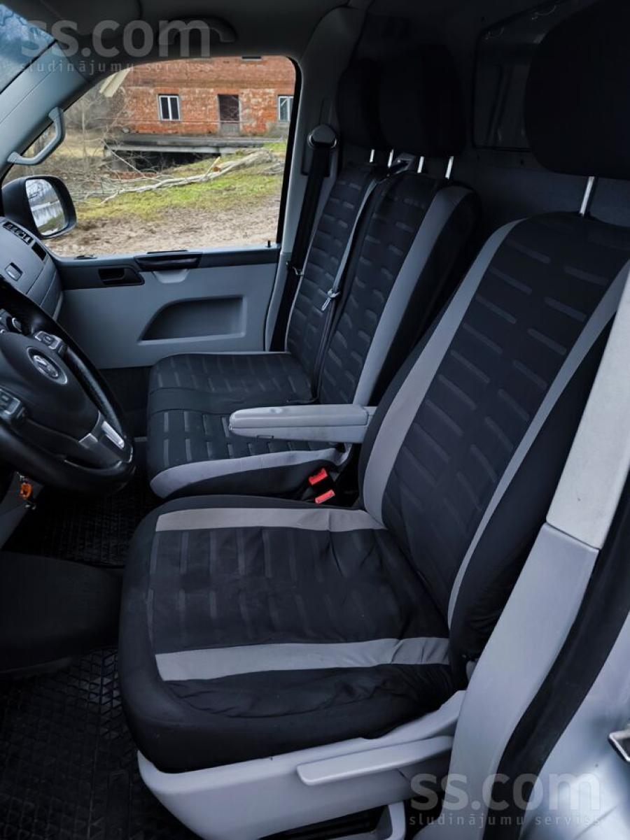 Pelēks Volkswagen Transporter 2012 Saldus, ar dzinēja tilpumu 2.00 L un nobraukumu 335 tūkst. km par 8900 €, foto 15 vietnē AUTOMOTO.COM.LV