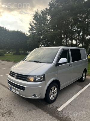 Pelēks Volkswagen Transporter 2012 Rīga, ar dzinēja tilpumu 2.00 L un nobraukumu 315 tūkst. km par 8900 €, foto  vietnē AUTOMOTO.COM.LV