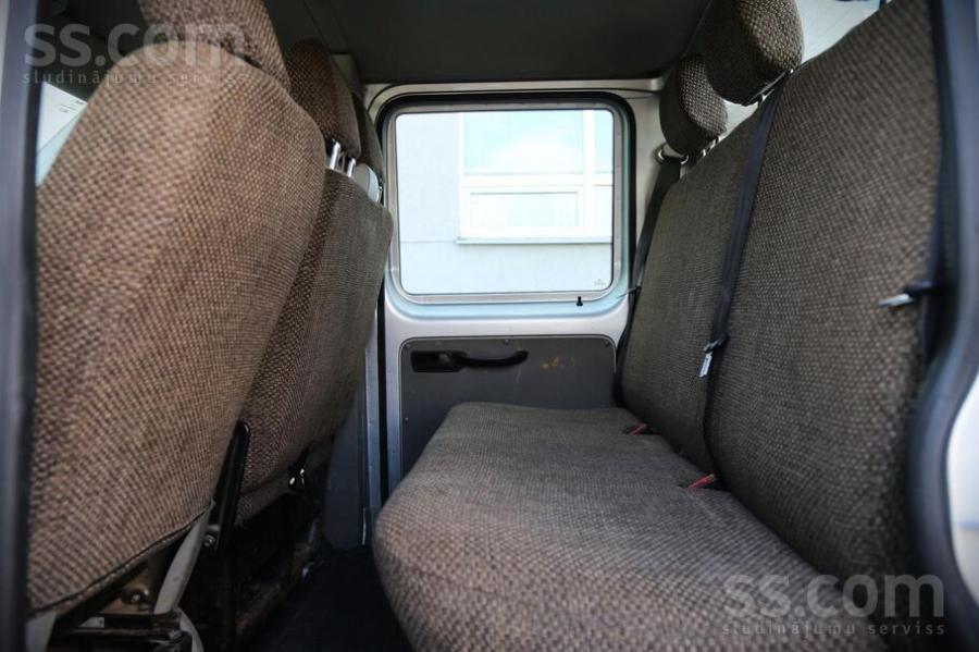 Pelēks Volkswagen Transporter 2014 Rīga, ar dzinēja tilpumu 2.00 L un nobraukumu 290 tūkst. km par 6995 €, foto 14 vietnē AUTOMOTO.COM.LV