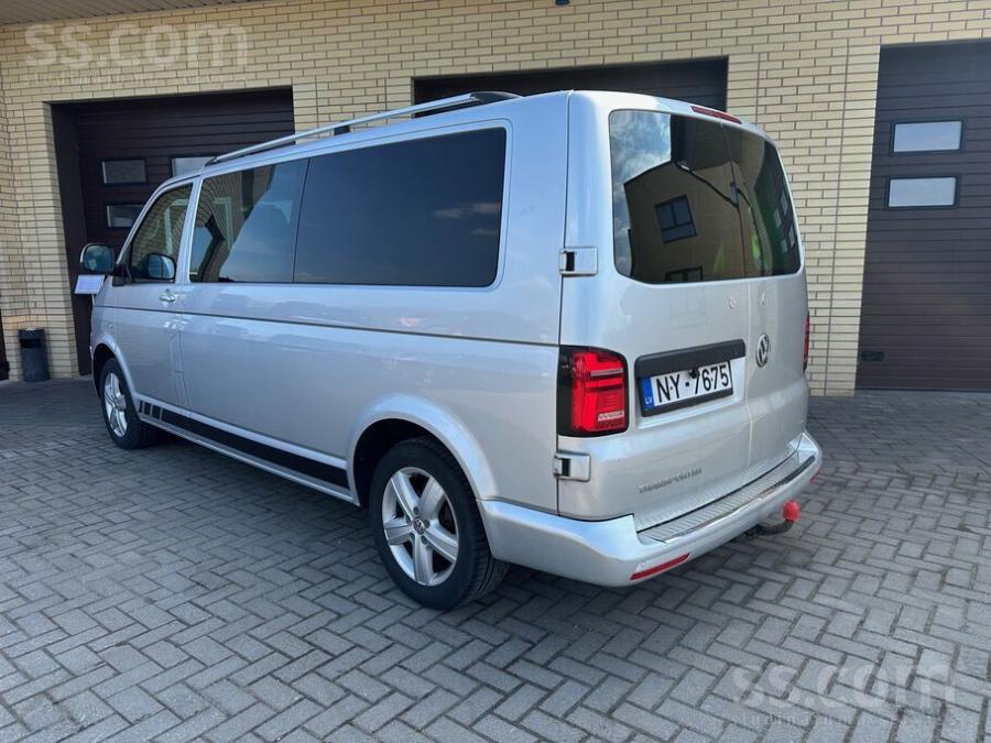 Pelēks Volkswagen Transporter 2014 Jūrmala, ar dzinēja tilpumu 2.00 L un nobraukumu 340 tūkst. km par 11500 €, foto 6 vietnē AUTOMOTO.COM.LV