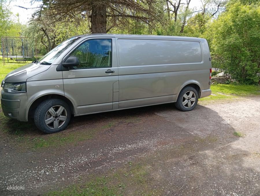 Pelēks Volkswagen Transporter 2014 Tallina, ar dzinēja tilpumu 2.00 L un nobraukumu 290 tūkst. km par 12500 €, foto 11 vietnē AUTOMOTO.COM.LV