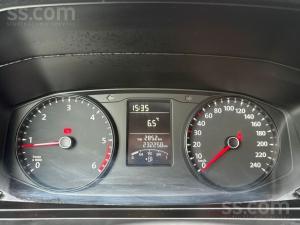 Pelēks Volkswagen Transporter 2016 Cēsis, ar dzinēja tilpumu 2.00 L un nobraukumu 233 tūkst. km par 13100 €, foto 10 vietnē AUTOMOTO.COM.LV