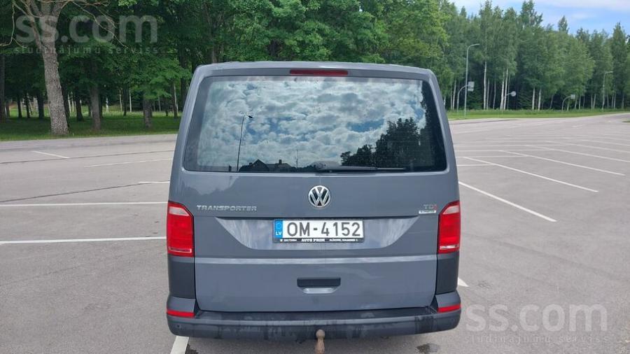 Pelēks Volkswagen Transporter 2016 Alūksne, ar dzinēja tilpumu 2.00 L un nobraukumu 0 tūkst. km par 10900 €, foto 9 vietnē AUTOMOTO.COM.LV