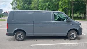 Pelēks Volkswagen Transporter 2016 Alūksne, ar dzinēja tilpumu 2.00 L un nobraukumu 0 tūkst. km par 10900 €, foto 11 vietnē AUTOMOTO.COM.LV