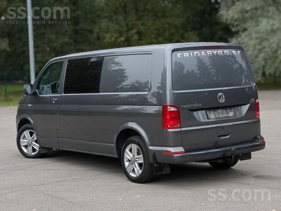 Pelēks Volkswagen Transporter 2016 Rīga, ar dzinēja tilpumu 2.00 L un nobraukumu 0 tūkst. km par 10750 €, foto 4 vietnē AUTOMOTO.COM.LV