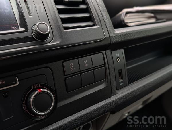 Grey Volkswagen Transporter 2016 in Riga, with an engine capacity of 2.00 L and mileage of 0 thousand km for 10750 €, photo 11 on AUTOMOTO.COM.LV