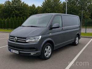 Pelēks Volkswagen Transporter 2017 Jelgava, ar dzinēja tilpumu 2.00 L un nobraukumu 256 tūkst. km par 13950 €, foto  vietnē AUTOMOTO.COM.LV