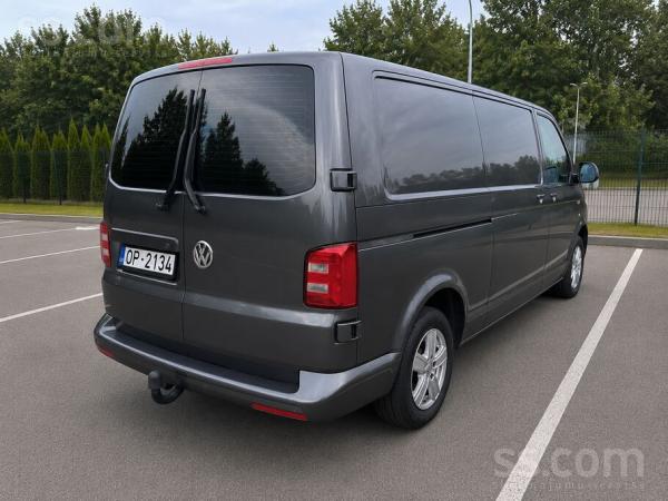 Grey Volkswagen Transporter 2017 in Jelgava, with an engine capacity of 2.00 L and mileage of 256 thousand km for 13950 €, photo 4 on AUTOMOTO.COM.LV
