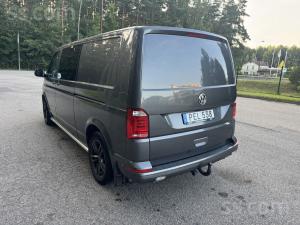 Grey Volkswagen Transporter 2017 in Riga, with an engine capacity of 2.00 L and mileage of 319 thousand km for 14500 €, photo 5 on AUTOMOTO.COM.LV