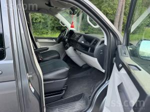 Grey Volkswagen Transporter 2017 in Riga, with an engine capacity of 2.00 L and mileage of 319 thousand km for 14500 €, photo 7 on AUTOMOTO.COM.LV