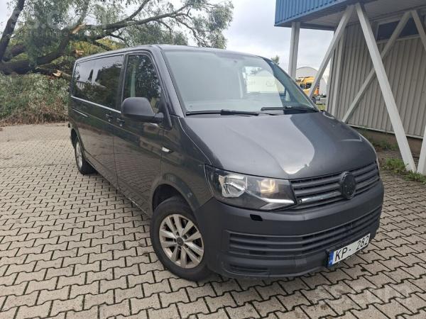 Pelēks Volkswagen Transporter 2017 Rīga, ar dzinēja tilpumu 2.00 L un nobraukumu 418 tūkst. km par 16350 €, foto 3 vietnē AUTOMOTO.COM.LV