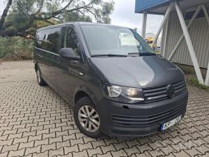 Pelēks Volkswagen Transporter 2017 Rīga, ar dzinēja tilpumu 2.00 L un nobraukumu 418 tūkst. km par 16350 €, foto 3 vietnē AUTOMOTO.COM.LV
