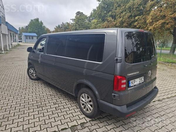 Pelēks Volkswagen Transporter 2017 Rīga, ar dzinēja tilpumu 2.00 L un nobraukumu 418 tūkst. km par 16350 €, foto 5 vietnē AUTOMOTO.COM.LV