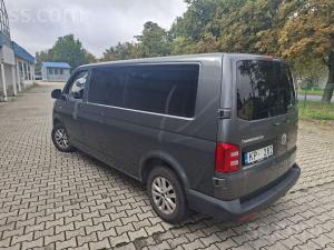 Pelēks Volkswagen Transporter 2017 Rīga, ar dzinēja tilpumu 2.00 L un nobraukumu 418 tūkst. km par 16350 €, foto 5 vietnē AUTOMOTO.COM.LV