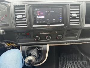 Pelēks Volkswagen Transporter 2019 Rīga, ar dzinēja tilpumu 2.00 L un nobraukumu 102 tūkst. km par 16500 €, foto 4 vietnē AUTOMOTO.COM.LV