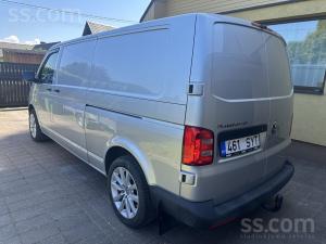 Pelēks Volkswagen Transporter 2019 Tallina, ar dzinēja tilpumu 2.00 L un nobraukumu 176 tūkst. km par 19500 €, foto 5 vietnē AUTOMOTO.COM.LV