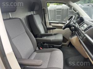 Pelēks Volkswagen Transporter 2019 Tallina, ar dzinēja tilpumu 2.00 L un nobraukumu 176 tūkst. km par 19500 €, foto 13 vietnē AUTOMOTO.COM.LV