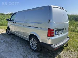 Pelēks Volkswagen Transporter 2019 Tallina, ar dzinēja tilpumu 2.00 L un nobraukumu 176 tūkst. km par 19500 €, foto 28 vietnē AUTOMOTO.COM.LV
