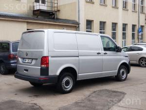 Grey Volkswagen Transporter 2020 in Riga, with an engine capacity of 2.00 L and mileage of 221 thousand km for 12700 €, photo 7 on AUTOMOTO.COM.LV