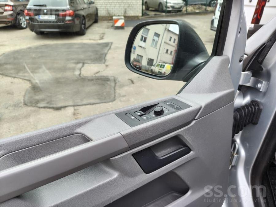 Grey Volkswagen Transporter 2020 in Riga, with an engine capacity of 2.00 L and mileage of 221 thousand km for 12700 €, photo 15 on AUTOMOTO.COM.LV
