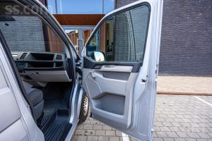 Pelēks Volkswagen Transporter 2020 Rīga, ar dzinēja tilpumu 2.00 L un nobraukumu 180 tūkst. km par 12500 €, foto 18 vietnē AUTOMOTO.COM.LV