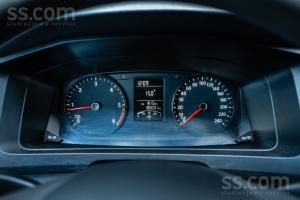 Pelēks Volkswagen Transporter 2020 Rīga, ar dzinēja tilpumu 2.00 L un nobraukumu 180 tūkst. km par 12500 €, foto 23 vietnē AUTOMOTO.COM.LV