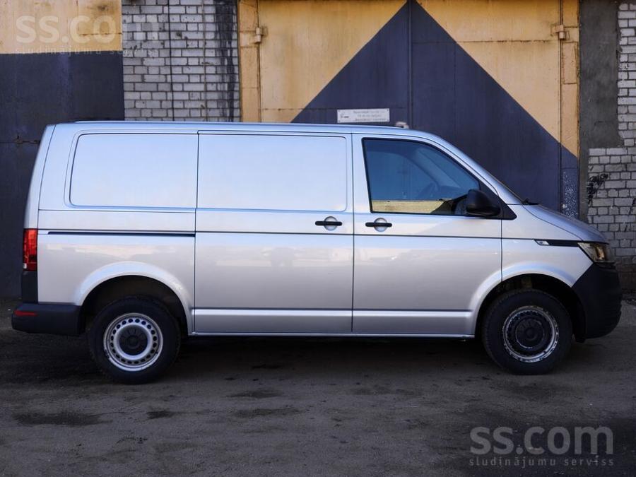 Pelēks Volkswagen Transporter 2021 Rīga, ar dzinēja tilpumu 2.00 L un nobraukumu 102 tūkst. km par 15500 €, foto 5 vietnē AUTOMOTO.COM.LV