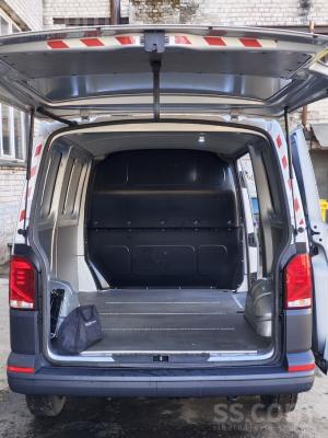 Pelēks Volkswagen Transporter 2021 Rīga, ar dzinēja tilpumu 2.00 L un nobraukumu 102 tūkst. km par 15500 €, foto 11 vietnē AUTOMOTO.COM.LV