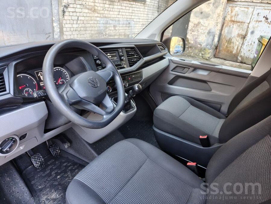 Pelēks Volkswagen Transporter 2021 Rīga, ar dzinēja tilpumu 2.00 L un nobraukumu 102 tūkst. km par 15500 €, foto 14 vietnē AUTOMOTO.COM.LV
