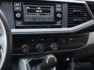 Pelēks Volkswagen Transporter 2021 Rīga, ar dzinēja tilpumu 2.00 L un nobraukumu 102 tūkst. km par 15500 €, foto 15 vietnē AUTOMOTO.COM.LV