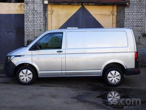 Pelēks Volkswagen Transporter 2021 Rīga, ar dzinēja tilpumu 2.00 L un nobraukumu 117 tūkst. km par 18250 €, foto 10 vietnē AUTOMOTO.COM.LV